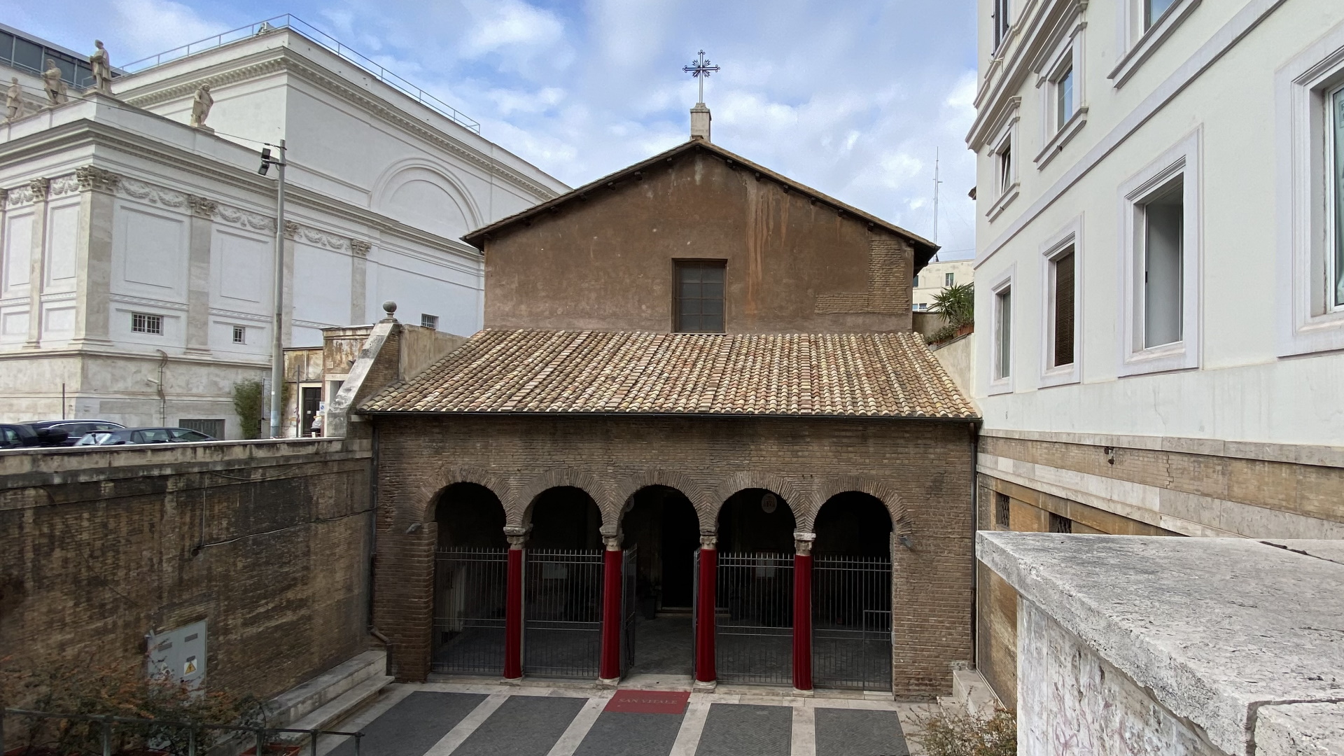 Basilica Parrocchiale dei Santi Vitale e Compagni Martiri in Fovea al Quirinale | Turismo Roma